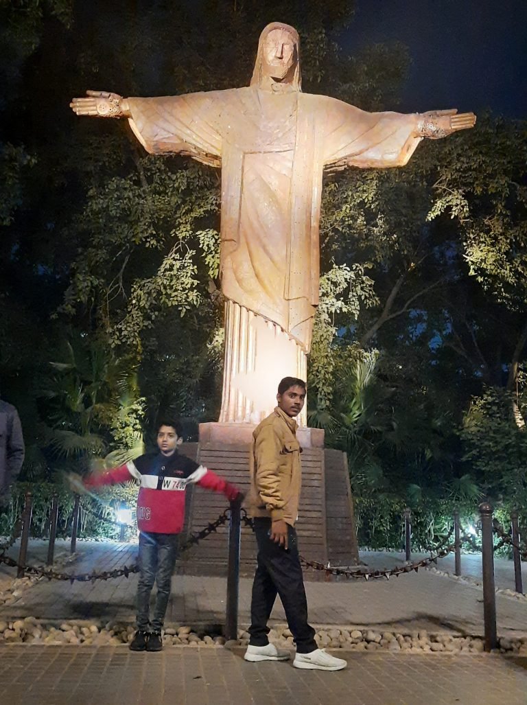 Waste to Wonder Park - Seven Wonders Park Delhi - Katiyar Sister